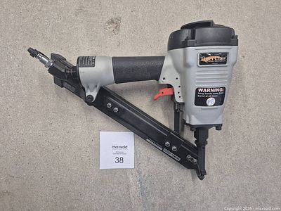 Tiger Claw pneumatic installation gun with Trex Hideaway fasteners ...