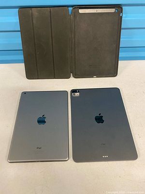 Apple iPad Pro A2377 and iPad A1474 | Maxsold