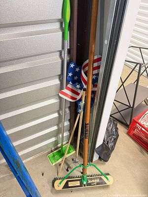 Jobsite push broom, flat mop, grabber, patriotic pinwheel | Maxsold