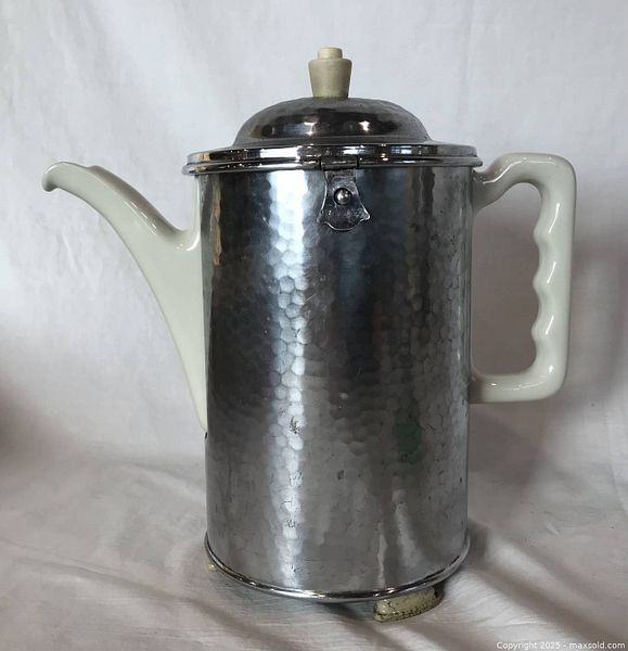 German Thermisol hammered metal coffee pot with felt-lined case | Maxsold