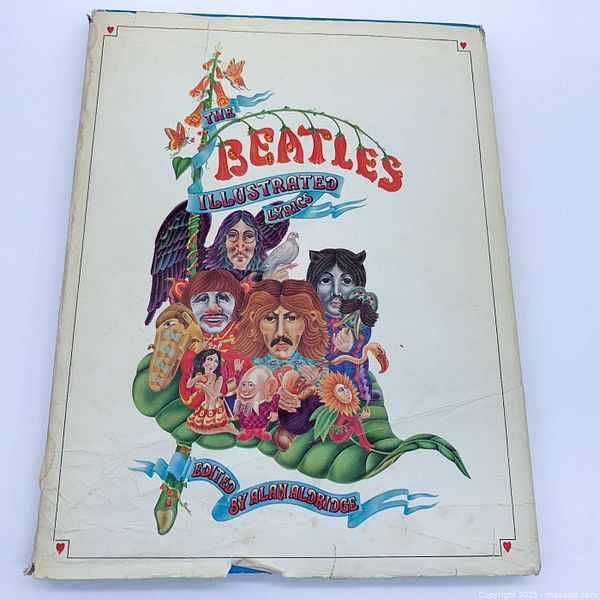 1969 The Beatles Illustrated Lyrics Book | Maxsold