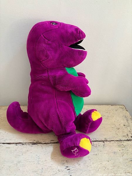 2 Foot Vintage Barney the Dinosaur Plush | Maxsold