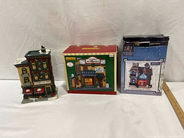 Lemax & Carole Towne Christmas village buildings set of 3 | Maxsold
