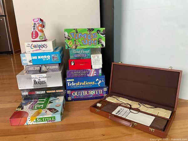 Board, card and party games lot, 15 pcs | Maxsold
