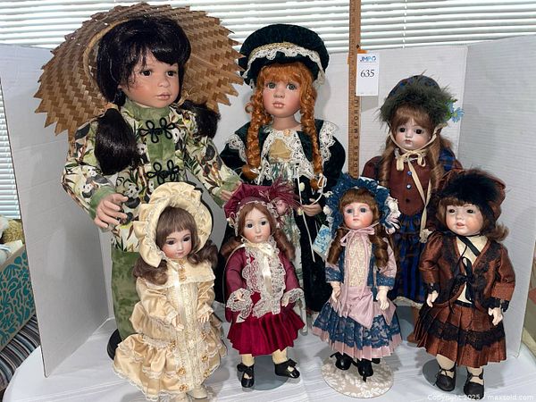 7 porcelain dolls, Pamela Erff numbered editions | Maxsold