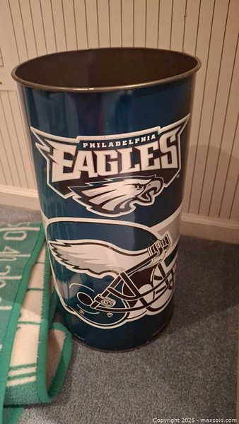 NFL Philadelphia Eagles metal trash can | Maxsold