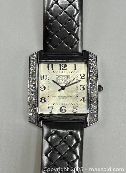 Wayne Clark quartz wristwatch | Maxsold