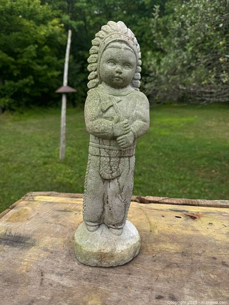 Concrete indigenous young chief lawn statue | Maxsold