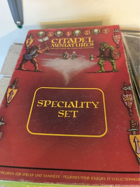 Citadel Miniatures boxed specialty sets | Maxsold