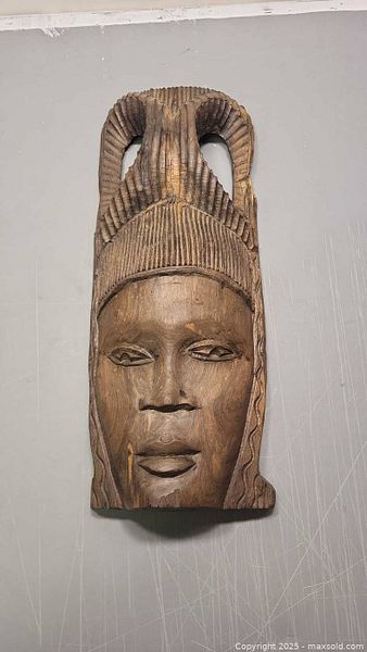 Rosewood hand-carved African tribal mask | Maxsold