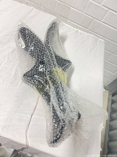 Snow sled plastic runners, 2 pieces | Maxsold