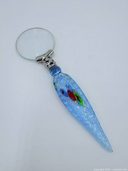 Art glass handled magnifying glass | Maxsold