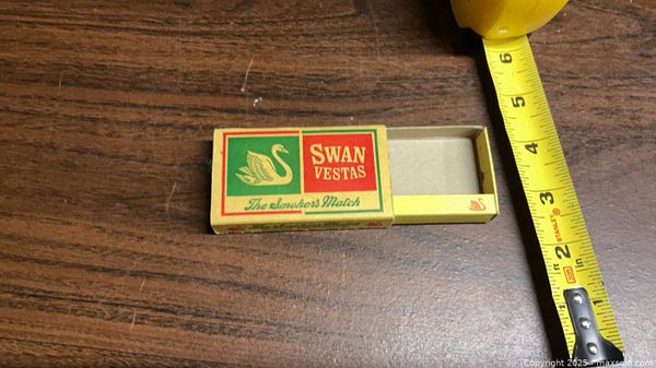 Vintage Swan Vestas matchbox | Maxsold
