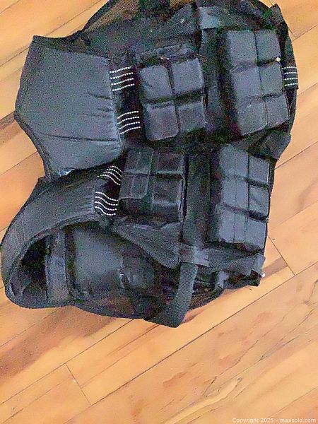 Iron Body adjustable weighted vest | Maxsold