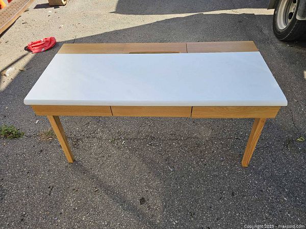 Structube white & oak computer desk | Maxsold