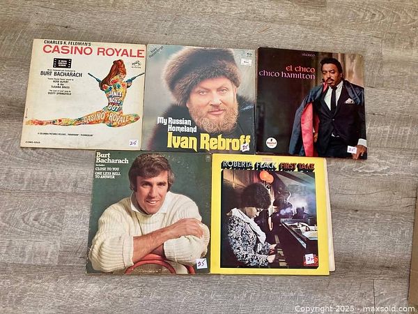 Five vintage vinyl records | Maxsold