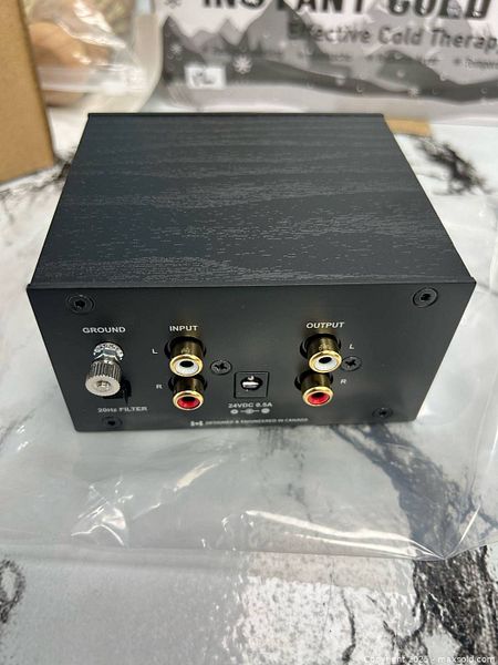 Fluance PA10 high fidelity phono preamp | Maxsold