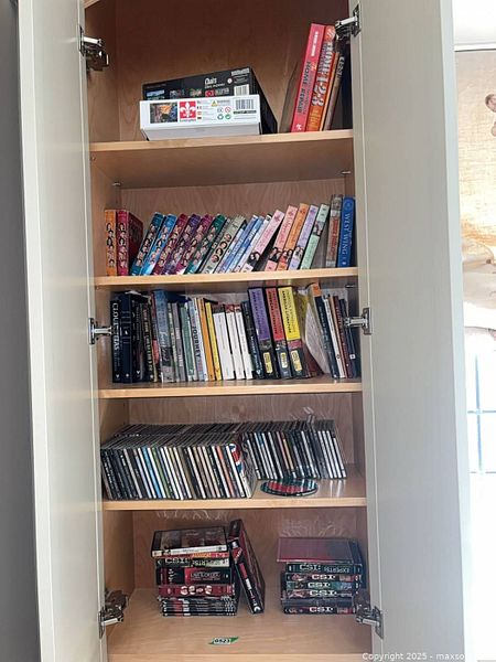 Books, CDs, DVD TV Series Sets, Jigsaw Puzzles | Maxsold