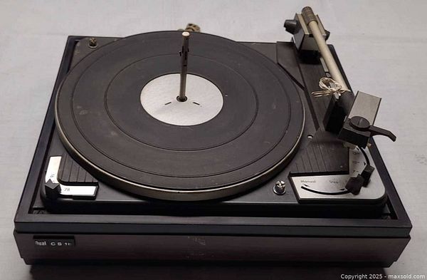 Dual 1010 turntable record changer | Maxsold