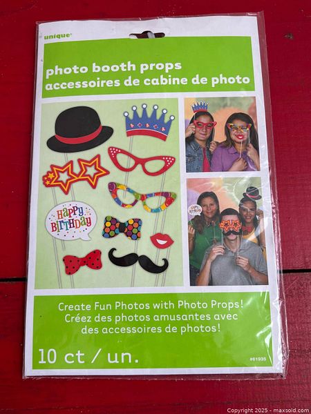 New sealed birthday photo booth props set, 10 count | Maxsold