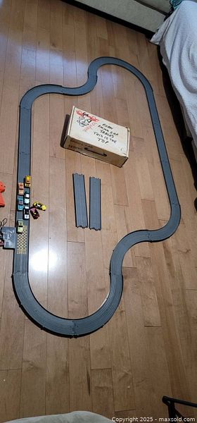 TCR slotless racing track, cars, controllers | Maxsold