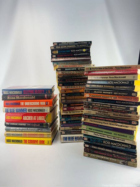 Ross Macdonald Novel Collection, ~50 Books | Maxsold
