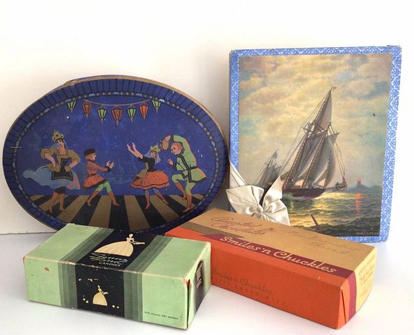 Four vintage 1950s chocolate boxes | Maxsold