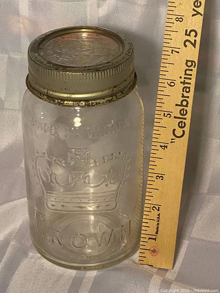 Crown mason jar with glass lid 1942 | Maxsold