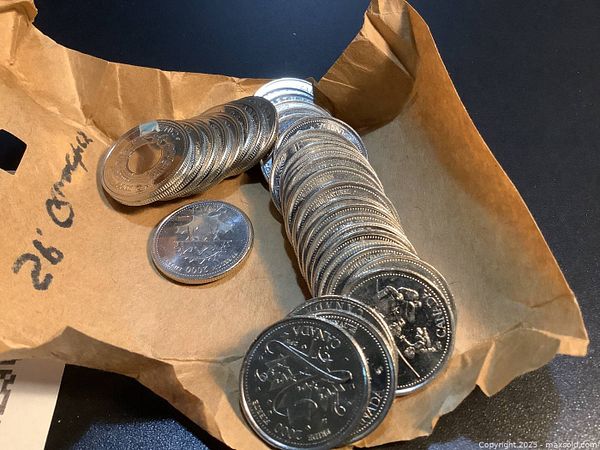 Estate collection of 40 quarters | Maxsold