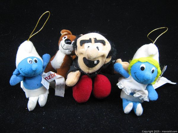 1983 Ganz Bros Smurf Ornaments & Gargamel/Azrael Plush | Maxsold