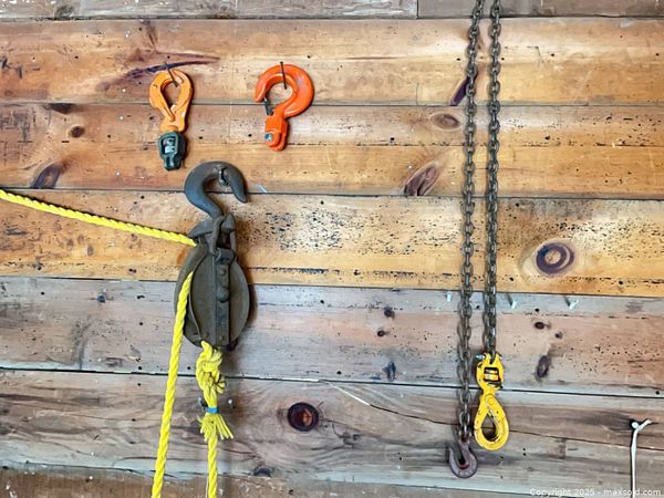 Rigging and lifting hardware lot | Maxsold