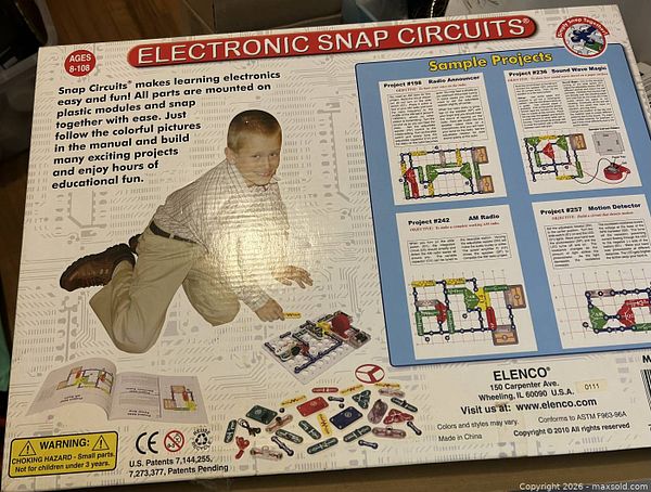 Elenco Snap Circuits SC-300 electronic kit | Maxsold