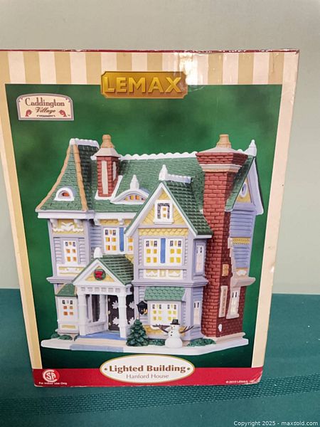 Lemax Hanford House lighted building | Maxsold