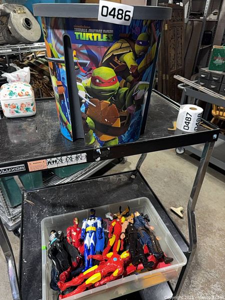 TMNT Trash Can & Superhero Action Figures | Maxsold