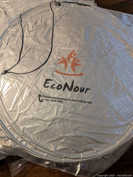20 EcoNour car windshield sunshades new sealed | Maxsold