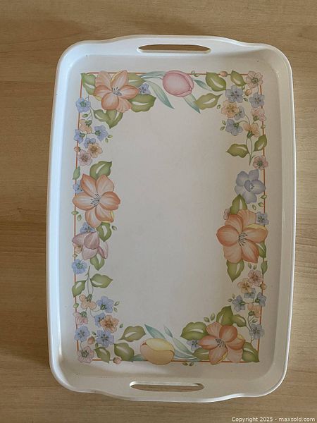 Marks & Spencer melamine serving tray | Maxsold