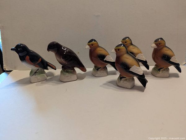 Tender Leaf Tea bird figurine collection | Maxsold