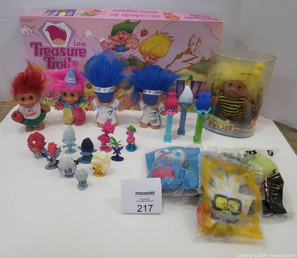 Treasure Trolls Game, Dam Troll Dolls & Figures | Maxsold