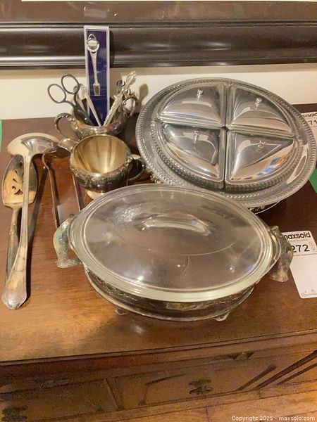 Coronet silverplate serving ware set | Maxsold