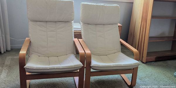 Pair beige Poäng-style bentwood lounge chairs | Maxsold