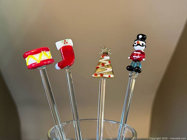 Hand-Blown Glass Christmas Swizzle Sticks Set of 4 | Maxsold