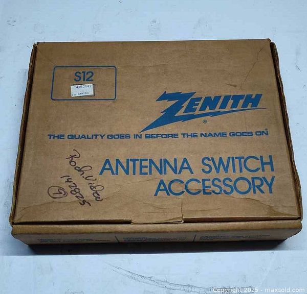 Zenith antenna switch accessory kit | Maxsold