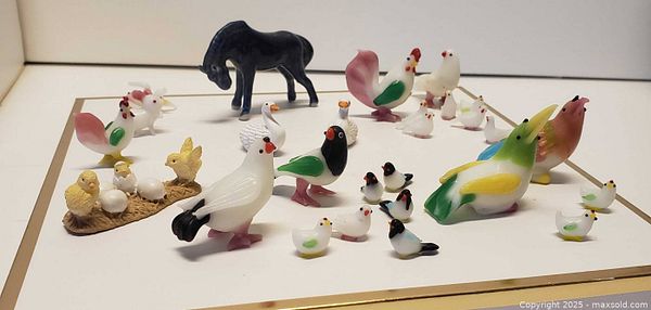 1:12 scale glass farm animal miniatures | Maxsold