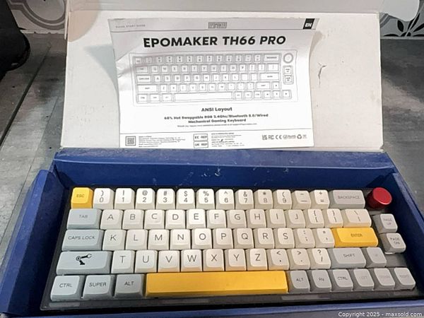 EPOMAKER TH66 PRO 65% mechanical keyboard | Maxsold