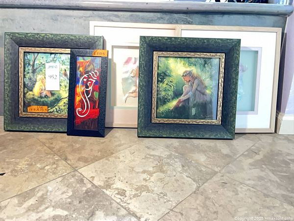 5 framed wall art pieces | Maxsold
