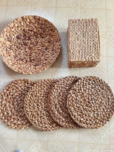 Woven Water Hyacinth Placemats Bowl Box | Maxsold