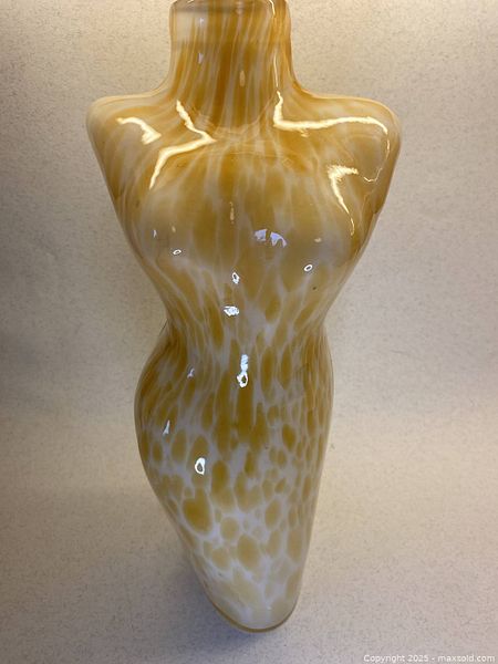 Murano art glass female torso vase 13.5in | Maxsold