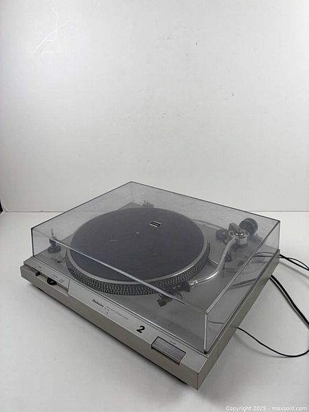 Technics SL-D1 direct drive turntable | Maxsold