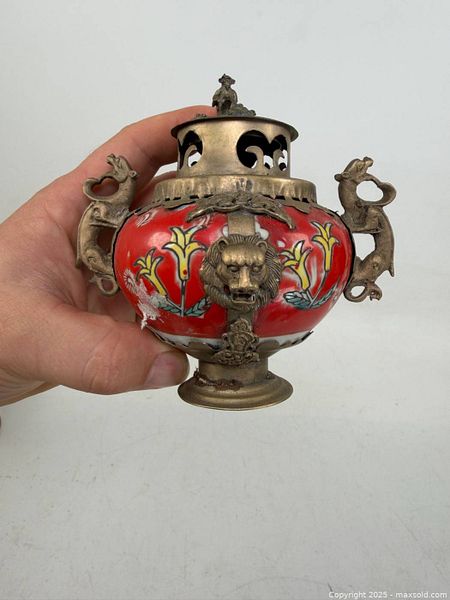 Antique Chinese porcelain censer with metal mounts | Maxsold