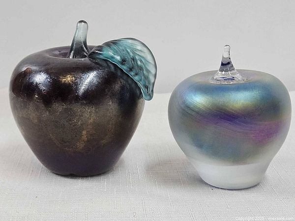Levay and artist signed iridescent art glass apple paperweights | Maxsold